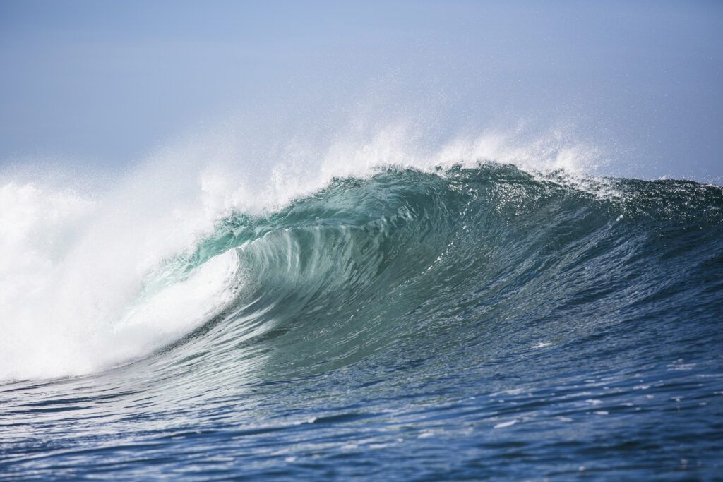 ¿Y si aprovechamos la fuerza de las olas?
